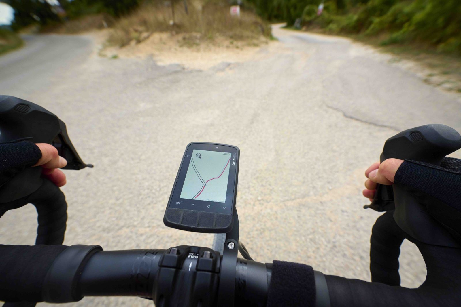 Giant Stages Dash L200 bike computer - Cyclist Australia/NZ